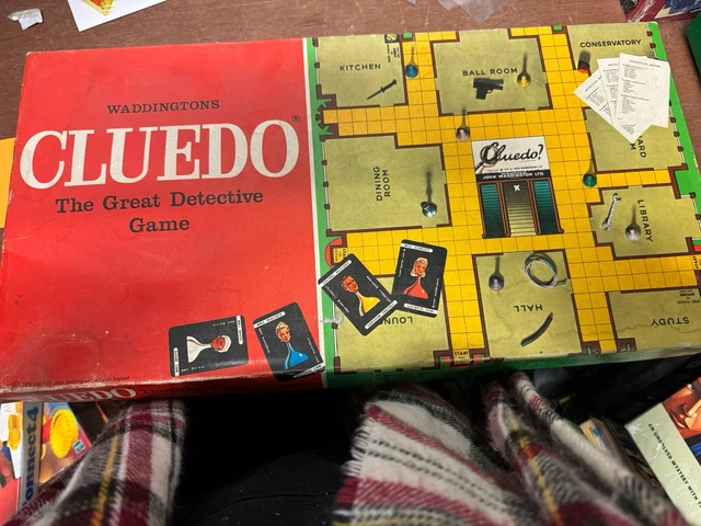 VINTAGE CLUEDO BOARD Game 1965 & 1972 John Waddington Complete- See ...