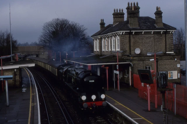 F128 35MM SLIDE British Railways No. 35028 'Clan Line' 4-6-2 Chertsey £ ...