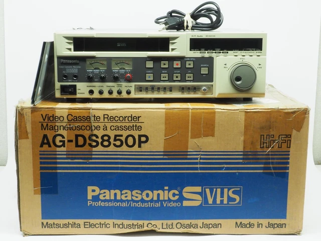 PANASONIC AG-DS550P VHS Recorder w/Box *Not Working,Please Read* Free ...