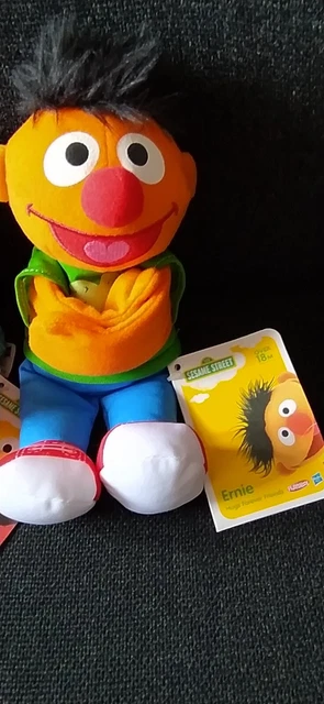 10& SESAME STREET HUGGING HUGS FOREVER FRIENDS ELMO ERNIE ABBY HASBRO ...