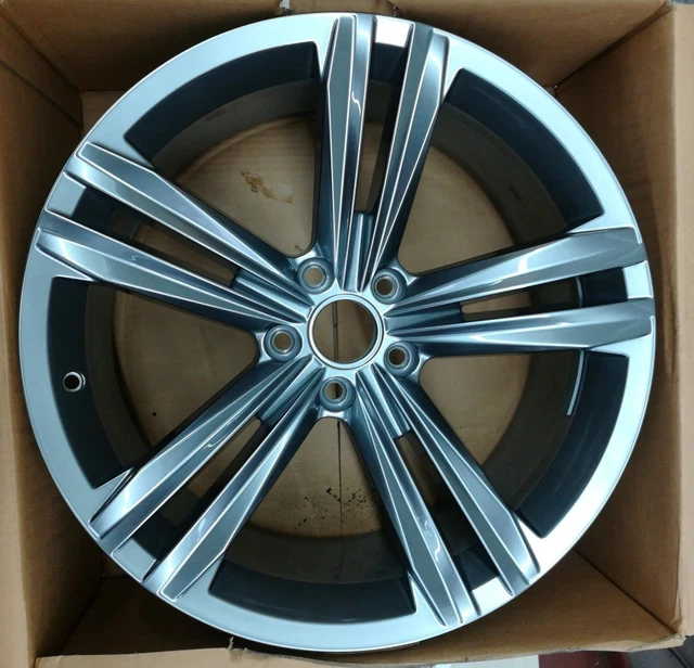 VW VOLKSWAGEN TIGUAN Felge 19-Zoll Sebring 5NA 601 025 E Z49 EUR 399,00 ...