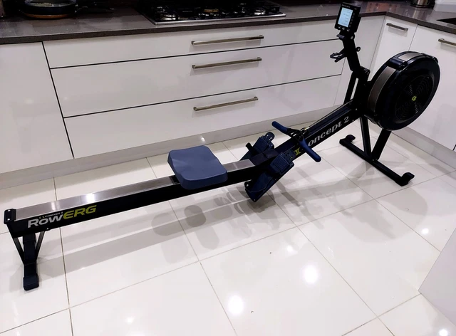 IMMACULATE 2022 CONCEPT 2 ROWERG PM5 rower rowing machine concept2 £750 ...