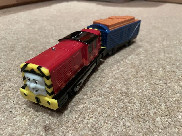TOMY TRACKMASTER THOMAS & friends train TALKING SALTY. MOTOR NOT ...