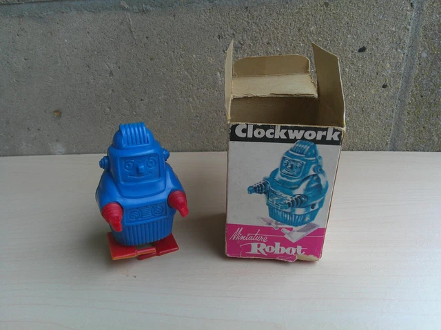 VINTAGE CLOCKWORK MINIATURE Robot - Ray's Toys series 1960s? £10.00 ...
