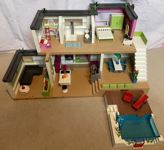 PLAYMOBIL CITY LIFE Modern Mansion House 5574 and Extension 6389 £50.00 ...