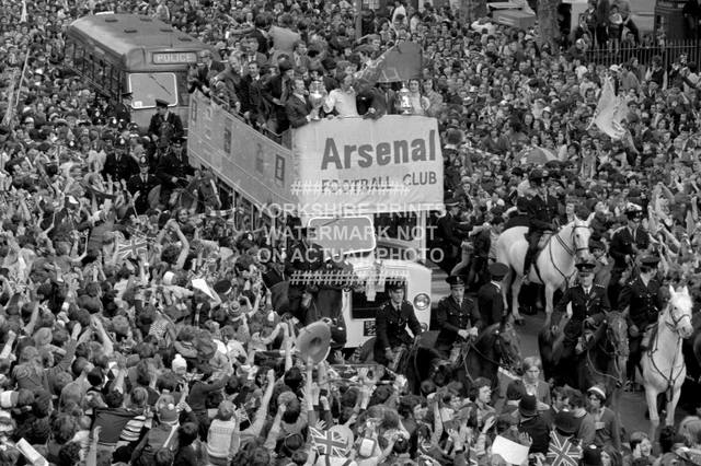1971 FA CUP Open Top Bus Tour Trophy Foto Druck Squad Team Arsenal EUR ...