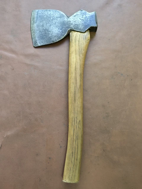 VINTAGE 301 ENGLISH KENT PATTERN AXE 2 1/2Lbs MADE IN ENGLAND BRADES CO ...