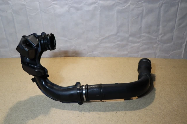 VOLVO XC90 2.0 Diesel Turbo Intercooler Pipe Hose Air Intake 31370120 ...