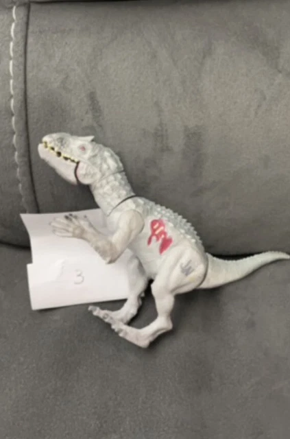 JURASSIC WORLD PARK Indominus Rex Figure Bite Attack Battle Damage ...