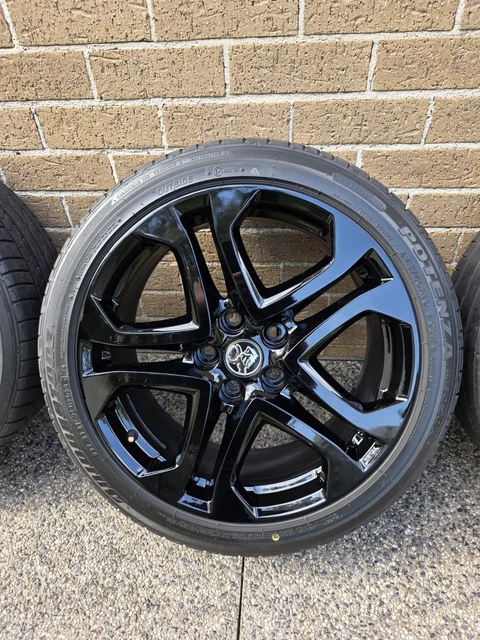 HOLDEN COMMODORE VF Series 2 Ssv Redline Alloy Wheels $2,790.00 ...