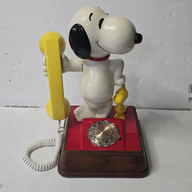 VINTAGE SNOOPY WOODSTOCK Rotary Phone 1976 ATC Peanuts Works Tested £91 ...