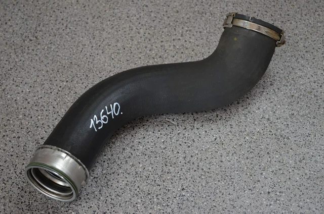 MERCEDES BENZ C-KLASSE W204 200CDI Ladeluftleitung Ladeluftschlauch ...