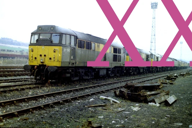 UK RAILWAYS 35MM COLOUR NEGATIVE: 31190-188-166-LINE UP at HEALEY MILLS ...