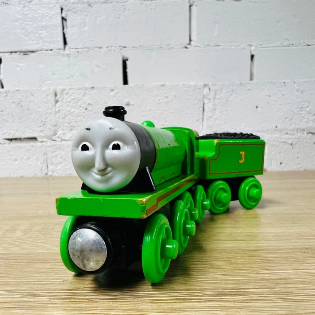 HENRY - THOMAS the Tank Engine & Friends Wooden Railway Magnet Trains £ ...