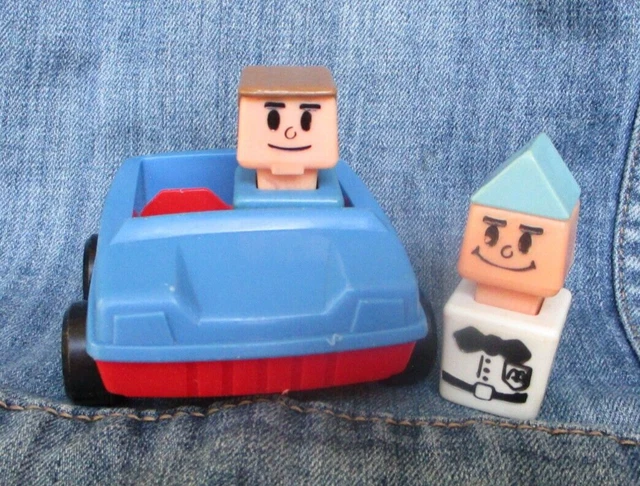 VINTAGE PLAYSKOOL FAMILIAR Places McDonald's Worker Customer Car ...