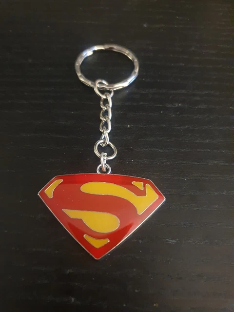 DC COMICS SUPERMAN LOGO Justice League Movie Key chain cosplay gift ...
