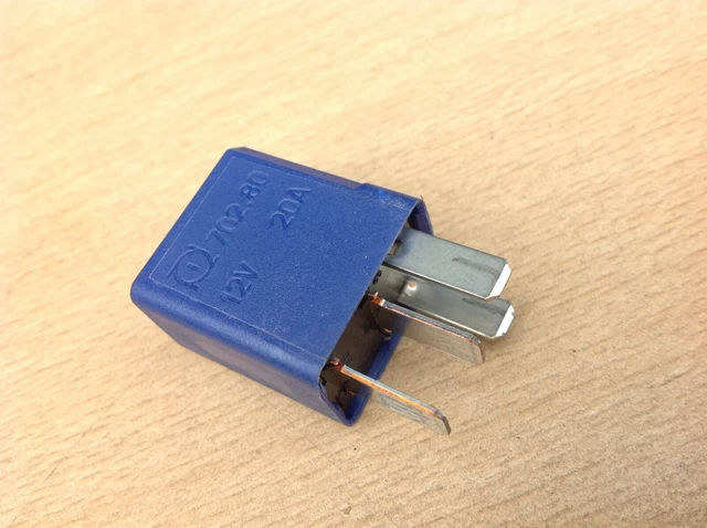 SMART FORTWO 450 Fuse Relay Blue 4 Pin Under Floor Carpet Box 702.80 ...