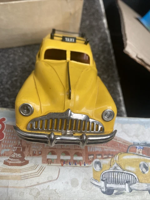 TRIANG MINIC NO2 TAXI 7”Buick NEWYORK TAXI Working KEY BOXED EXCELLENT ...