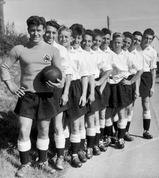 ALVECHURCH FOOTBALL CLUB Team 1955 OLD PHOTO $7.78 - PicClick CA