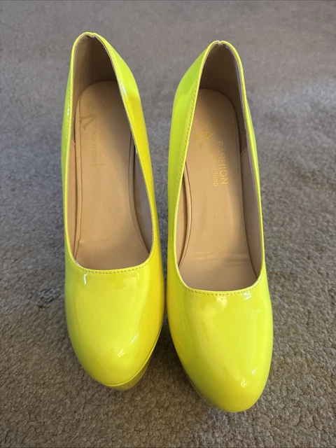 FASHION YELLOW CD/TV platform stiletto shoes Size 9 EUR 44 US 12 New £ ...