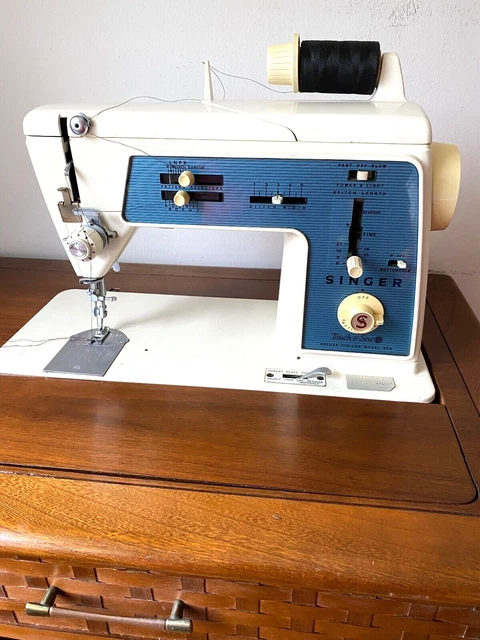 VINTAGE ELECTRIC SINGER Touch&Sew Deluxe ZigZag 645 Sewing Machine ...