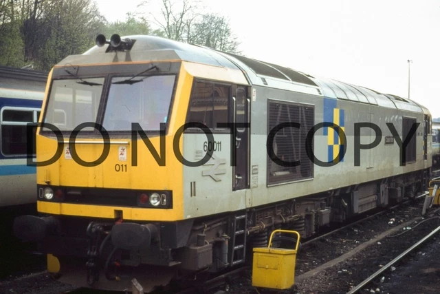 UK DIESEL TRAIN Railway Photograph Of Class 60 60011 Loco. Rm60-68 £1. ...