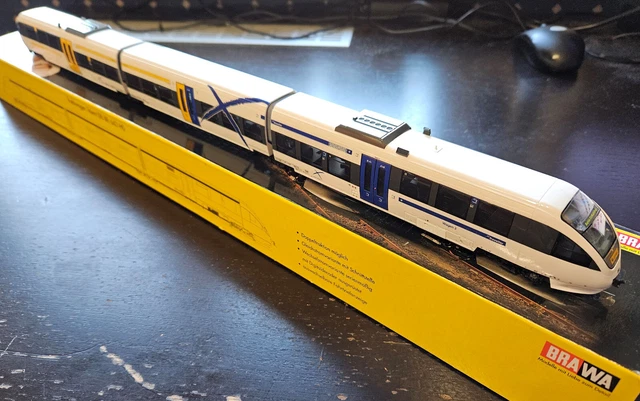 NEU - H0 Brawa 0714= Diesel-Triebwagen BR 643 Talent der Connex #0003 ...