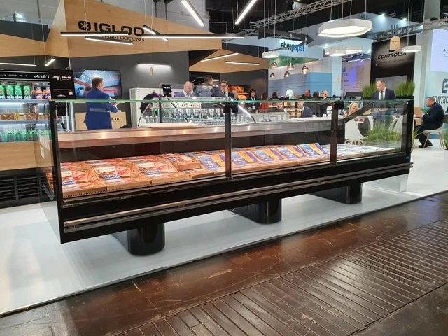 SERVE OVER COUNTER Square Remote Version Meat Butcher Display Long 3 ...