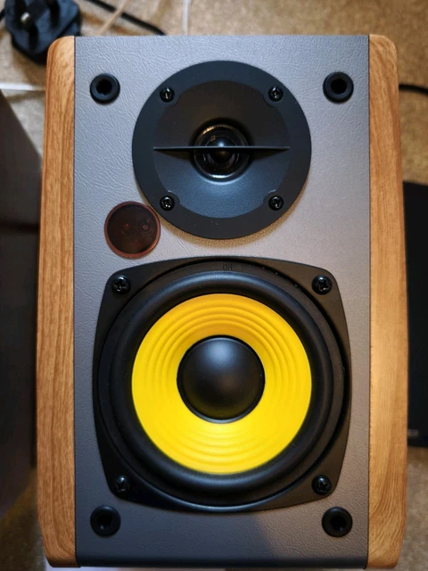 EDIFIER R1010BT ACTIVE Speakers Bluetooth RCA TV Walnut - Excellent ...