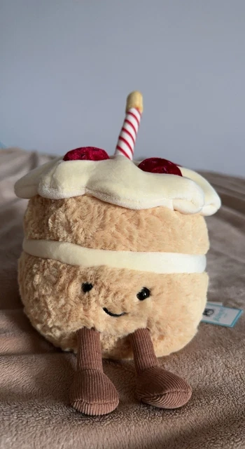 JELLYCAT AMUSABLES BIRTHDAY Cake, BNWT, With Strawberries & Candle £32. ...