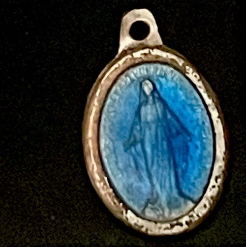 VINTAGE CATHOLIC MIRACULOUS Mary Blue Enamel Petite Silver Tone Medal, France £6.59 - PicClick UK