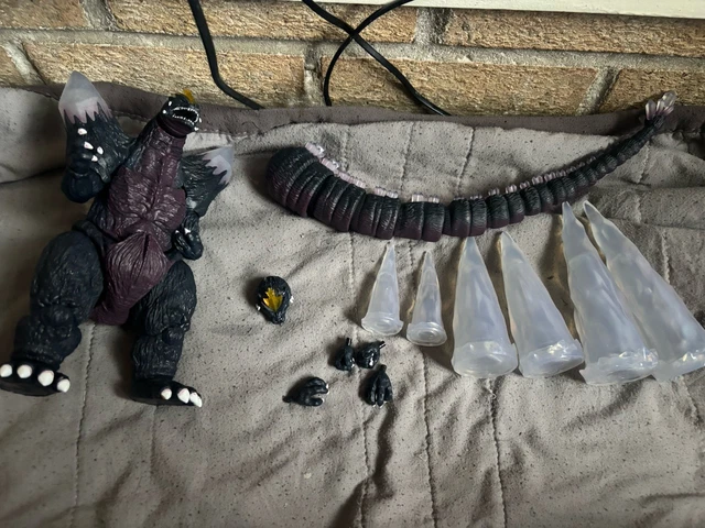 SUPER7 ULTIMATES SPACE Godzilla Action Figure £21.50 - PicClick UK