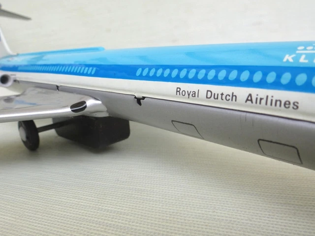 DDR BLECHSPIELZEUG FLUGZEUG IL 62 Intercontinental VEB Plasticart OVP ...