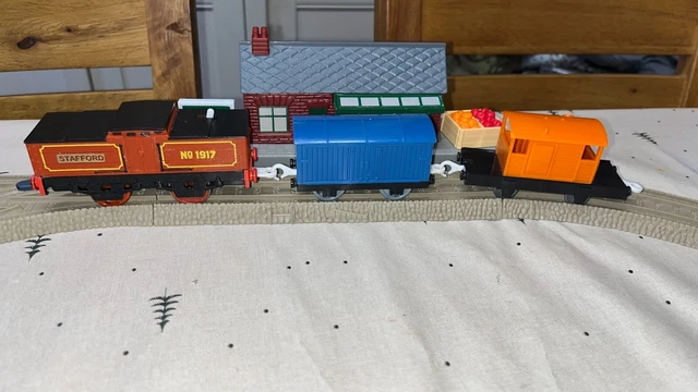 THOMAS TRACKMASTER STAFFORD with Blue Van and Orange Brake-Van Mattel ...