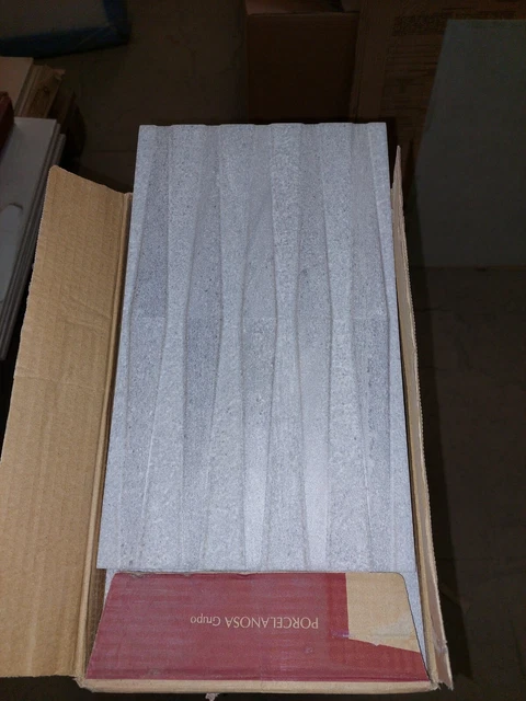 PORCELANOSA (VENUS) WALL tiles,ZEUS ridged tile natural 330mm x 195mm £ ...