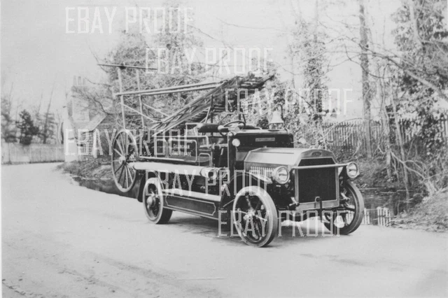*GILLINGHAM FIRE BRIGADE Fire engine (Kent) - 6x4" B/W photo £4.04 ...