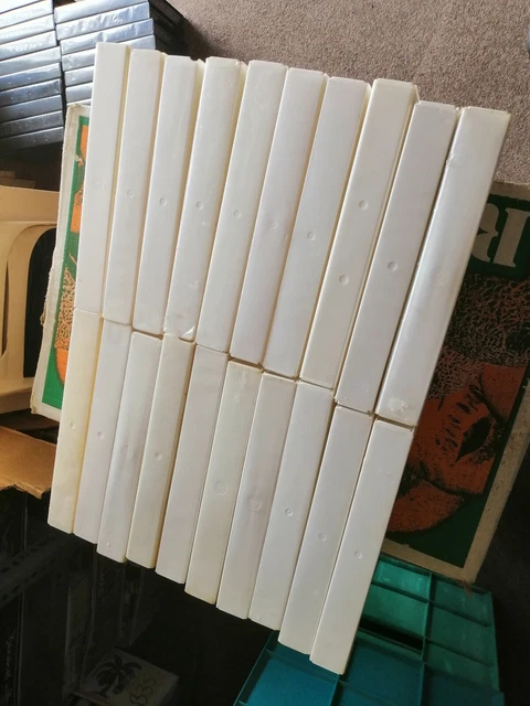 VHS - A4 Slick Size - WHITE Large Hard Clam Shell Cases - 1 Lot of 20 ...