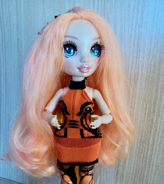 RAINBOW HIGH FASHION Doll Poppy Rowan In Boots with Stand a Comb £16.00 ...