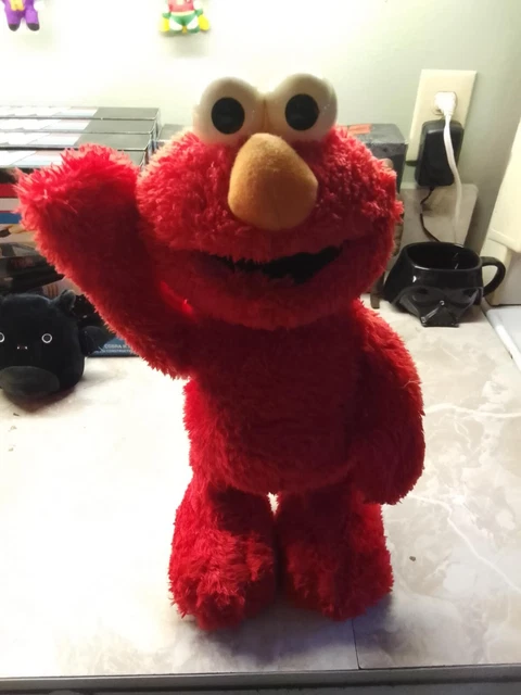 SESAME STREET TICKLE Me Elmo Surprise 13" Talking Doll 2000 Fisher ...