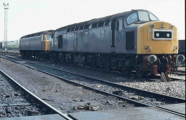 35MM SLIDE BR British Railways Diesel Loco Class 40 40155 motherwell 84 ...