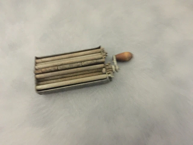 ANCIENNE MACHINE A Rouler Les Cigarettes Marque Le Centenaire 1889 EUR ...