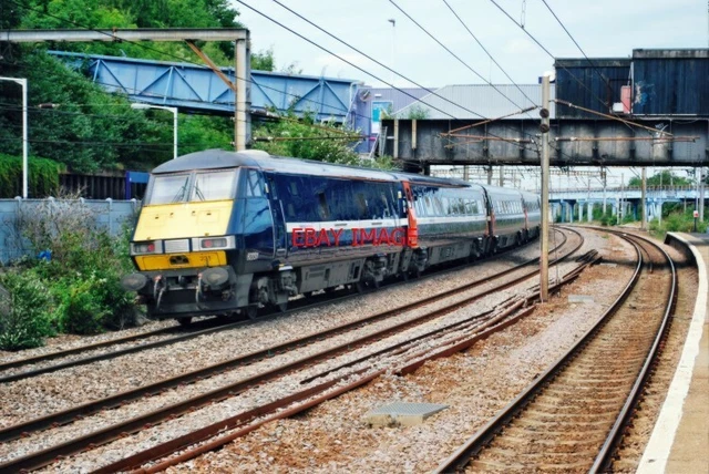 PHOTO CLASS 82 In Interim Nxec Livery At Harringay On A Kings-Cross ...