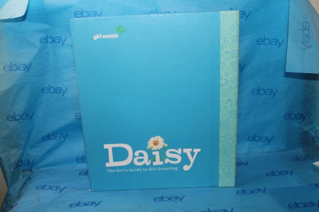 GIRL SCOUTS DAISY Guide To Scouting Book $10.12 - PicClick CA