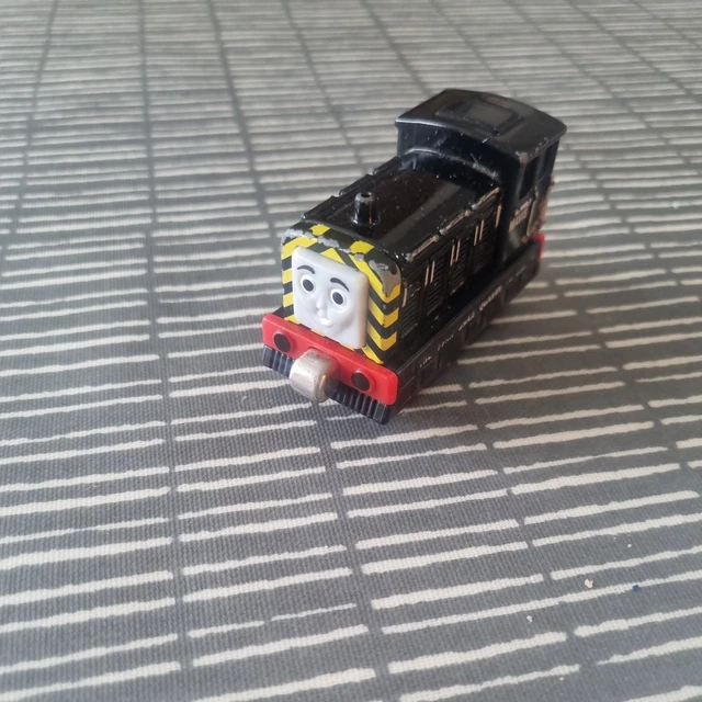 THOMAS THE TANK Engine & Friends Train - MAVIS learning curve £9.04 ...