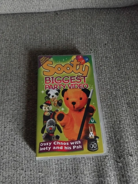 SOOTY: BIGGEST PARTY Video VHS Video Tape (1998) £13.20 - PicClick UK