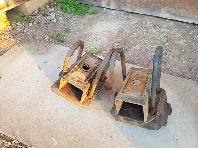 FORD FALCON AU BA BF Ute Leaf Spring Saddle Mounts $45.00 - PicClick AU