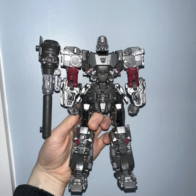 TRANSFORMERS STUDIO SERIES Bumblebee 109 Concept Art Megatron Leader Class £52.72 - PicClick UK