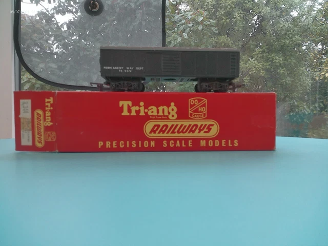 VINTAGE TRI-ANG R344 Black Track Cleaning car Boxed £10.00 - PicClick UK