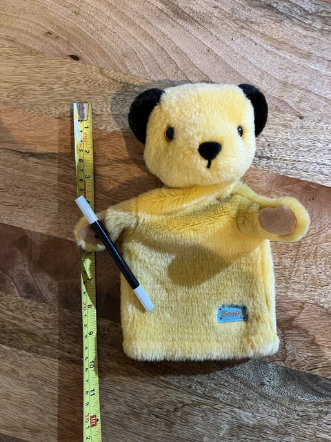 VINTAGE OFFICIAL SOOTY HAND PUPPET With Magic Wand PLUSH 2000 £4.99 ...