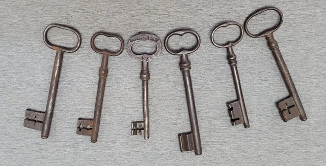 6 HISTORISCHE SCHLÜSSEL geschmiedet f.Kastenschloss Barock-Gründerzeit antik ALT £46.84 ...